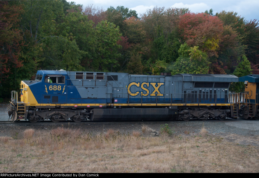 CSX 688